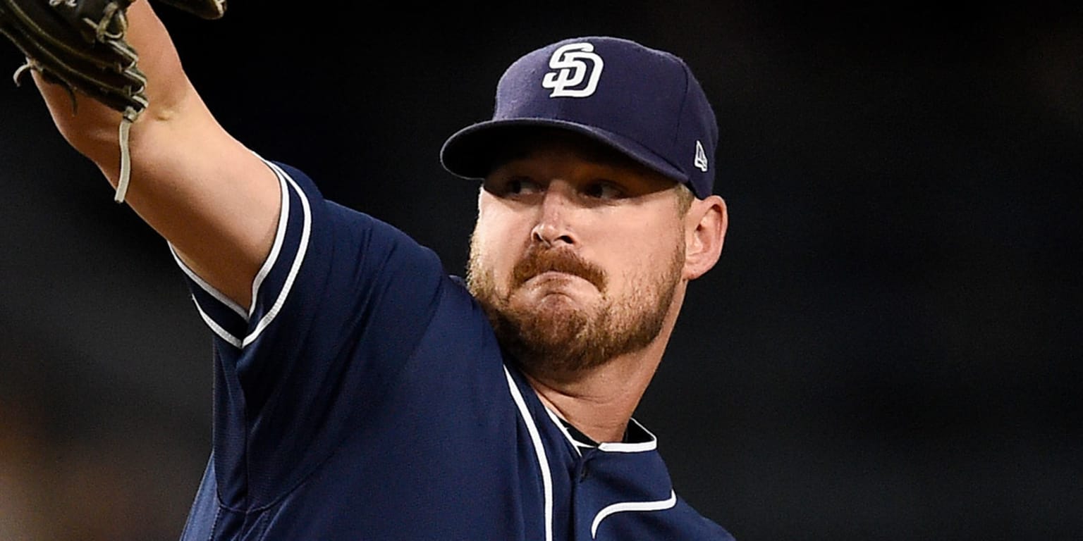 Tigers sign Travis Wood to Minors deal