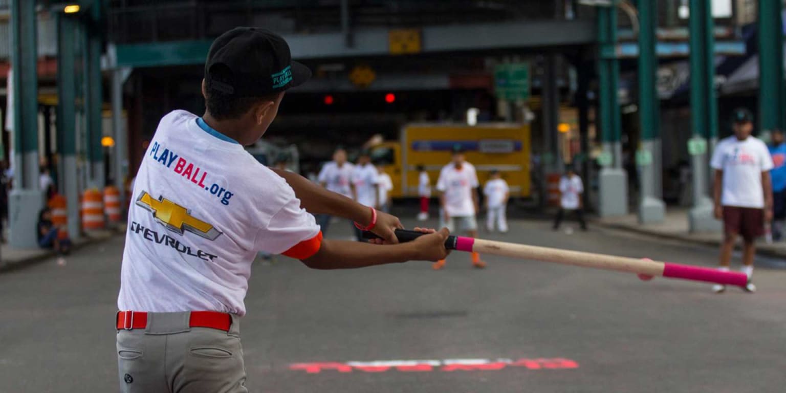 Yankees, MLB co-host stickball tournament