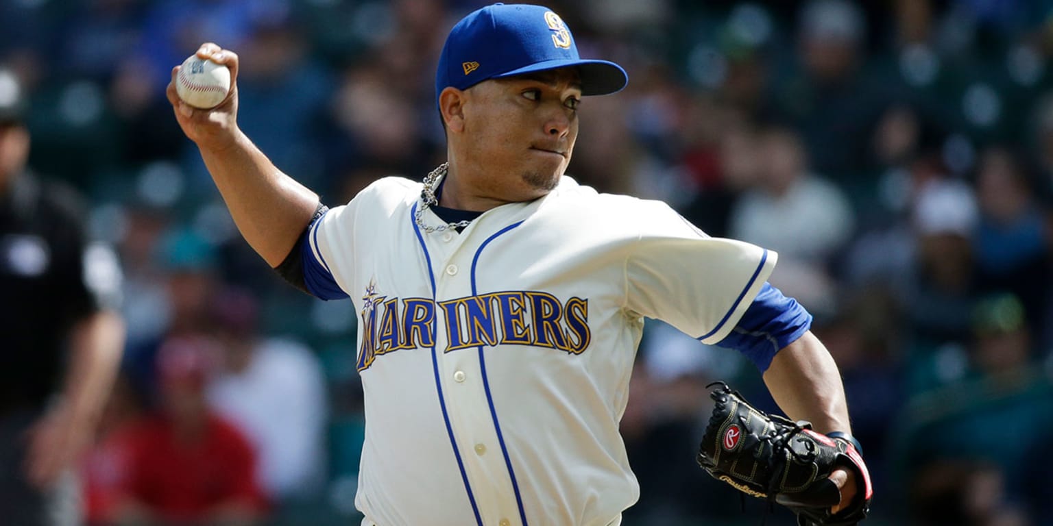 Erasmo Ramirez keeps Mariners rotation rolling