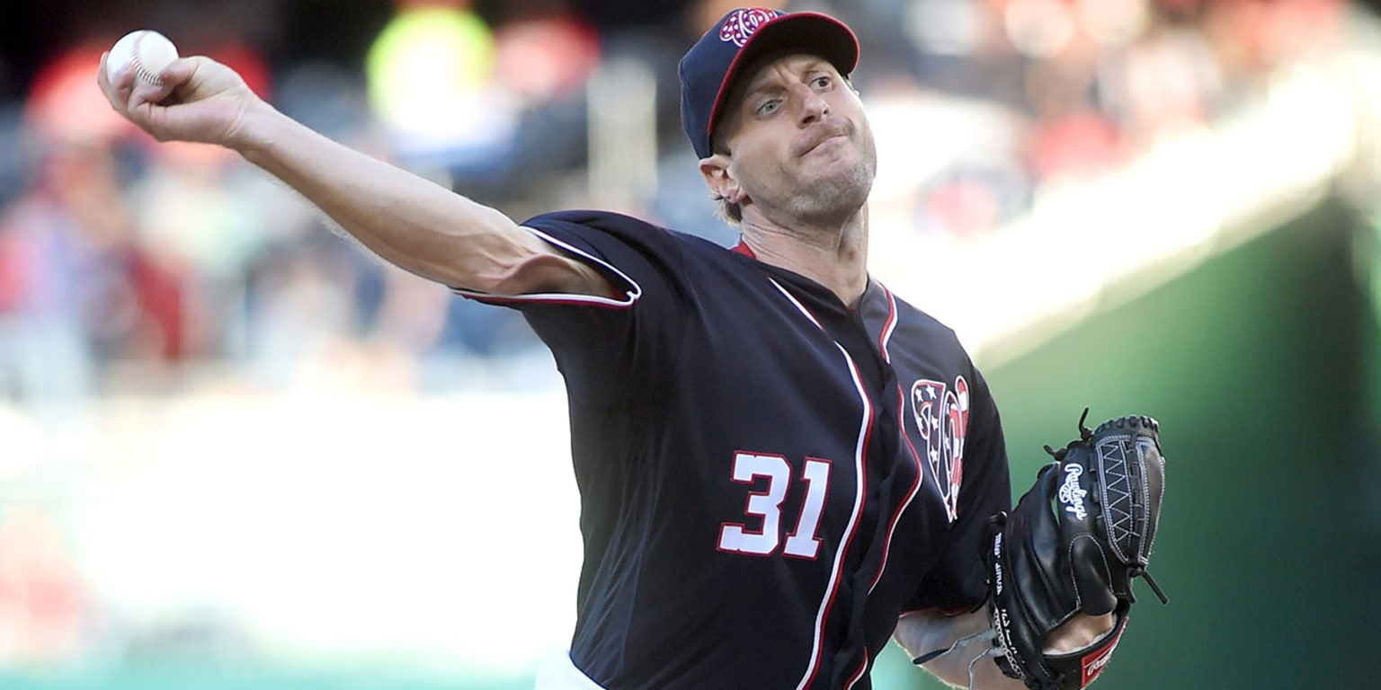 Scherzer, Harper lead Nats over Padres