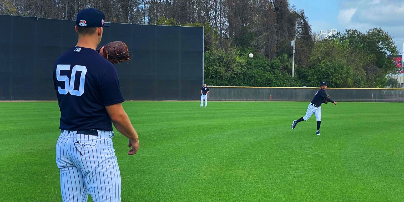 Yankees first 2021 Spring Training workout