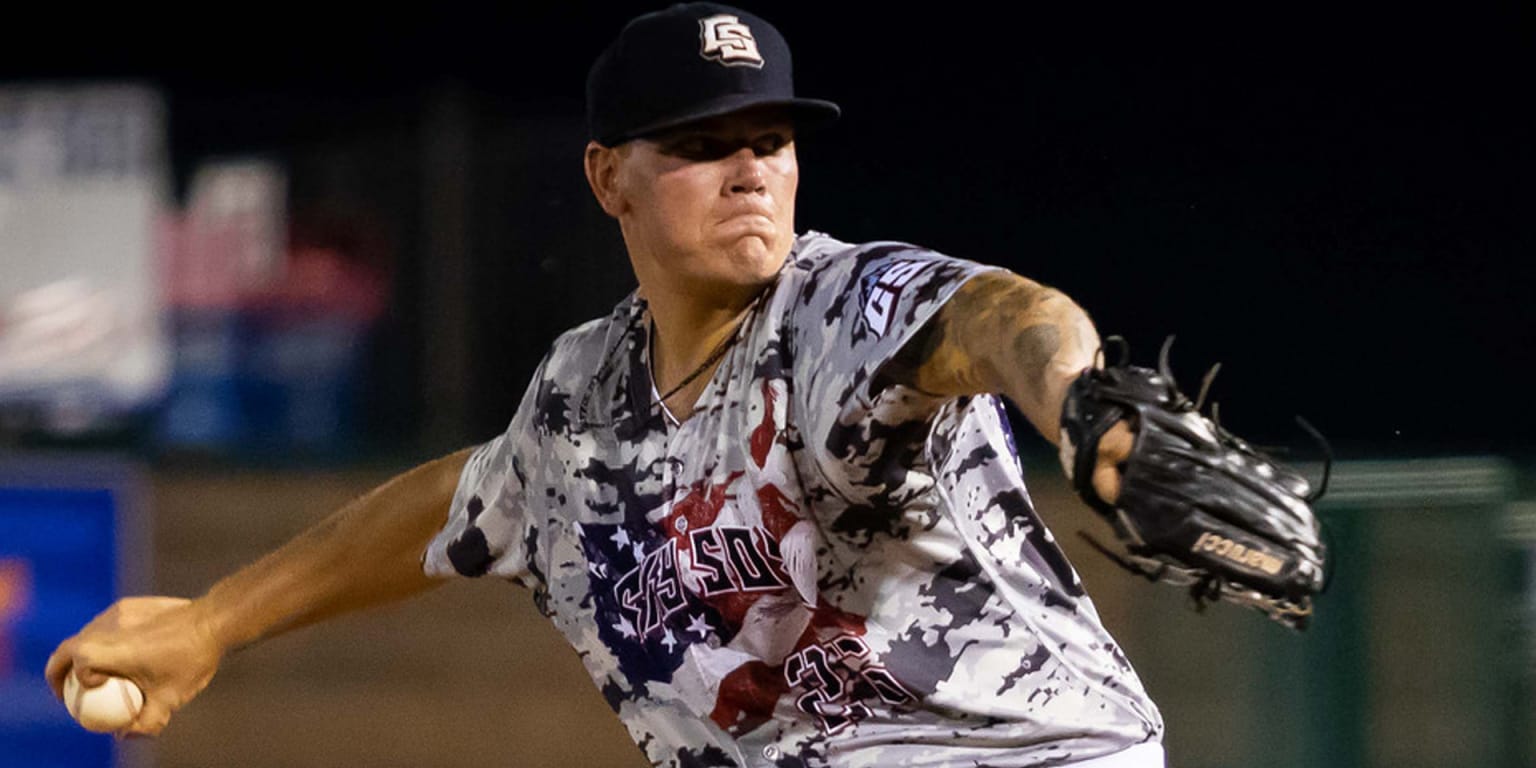 Aaron Brooks traded to A's from Brewers