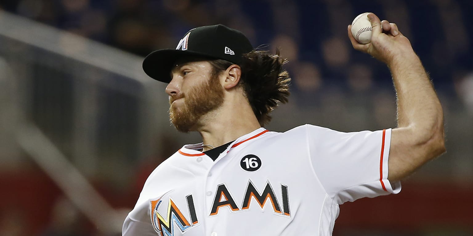 Marlins' Dillon Peters struggles, walks four