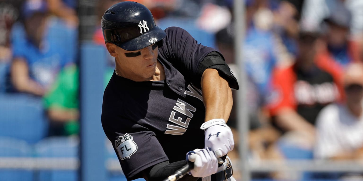 Aaron Judge leads Yankees with two hits