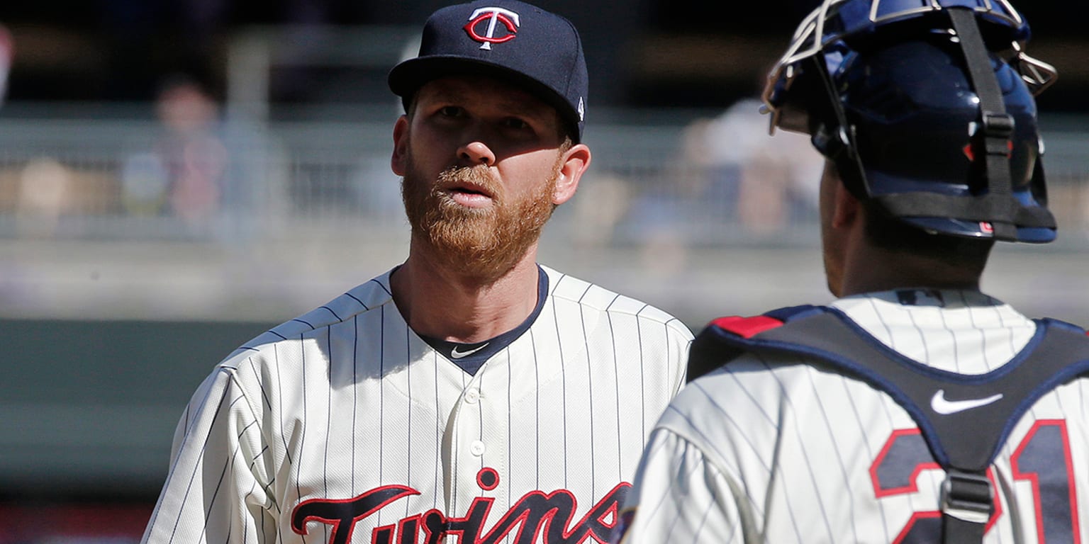 Twins designate Michael Tonkin for assignment