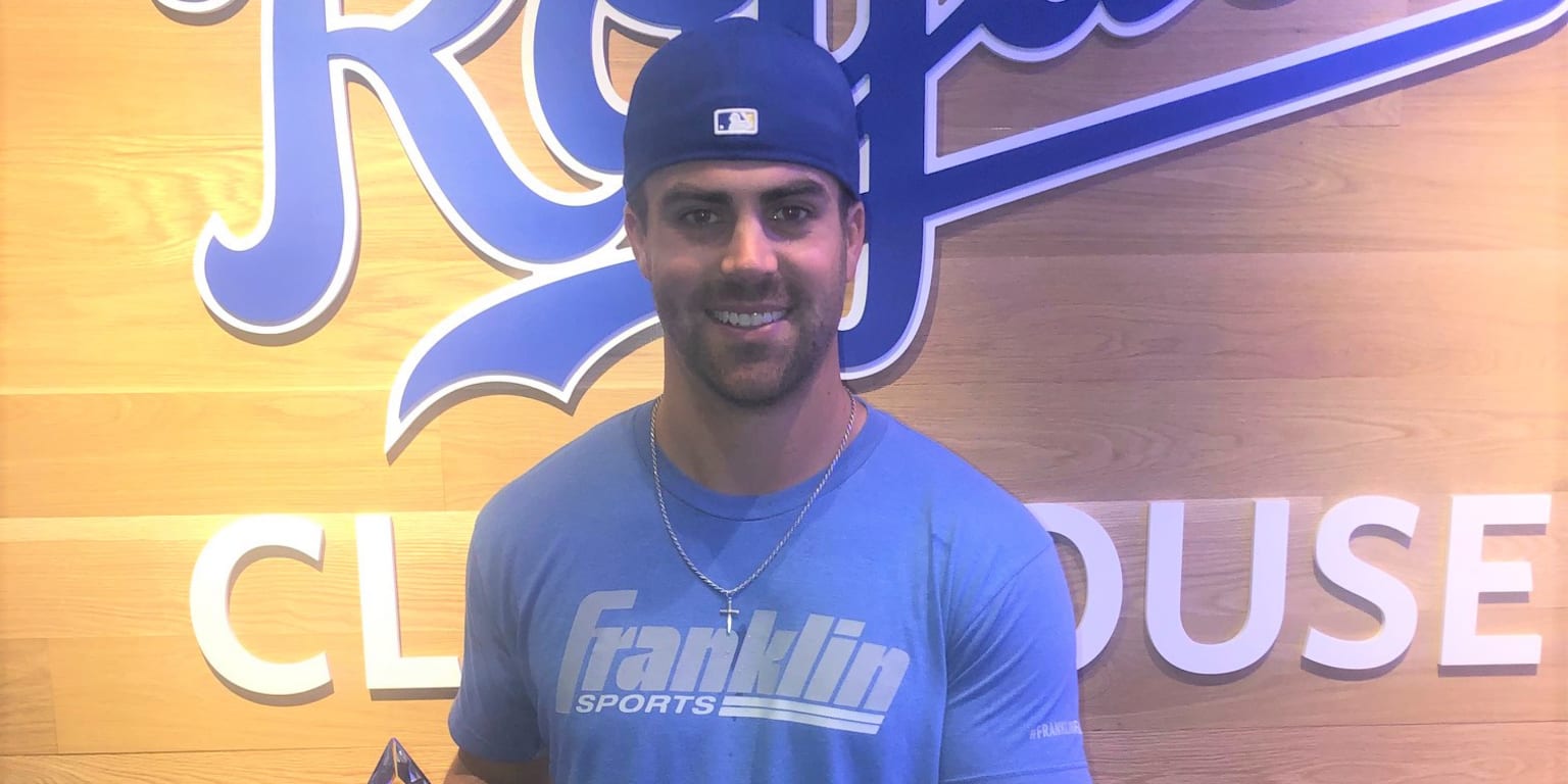 Whit Merrifield wins KC BBWAA's first 'Good Guy' Award