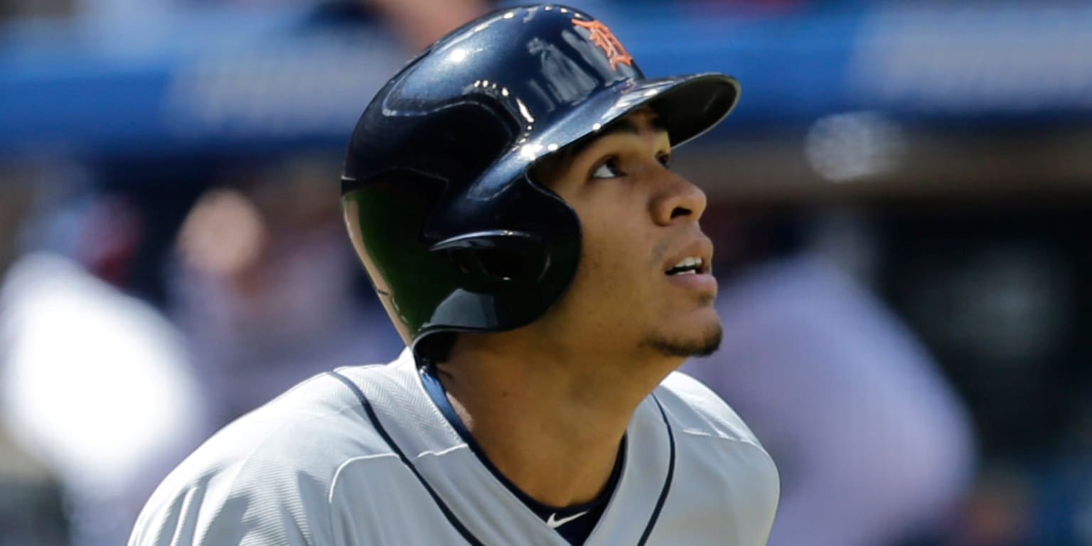 Tigers call up Steven Moya