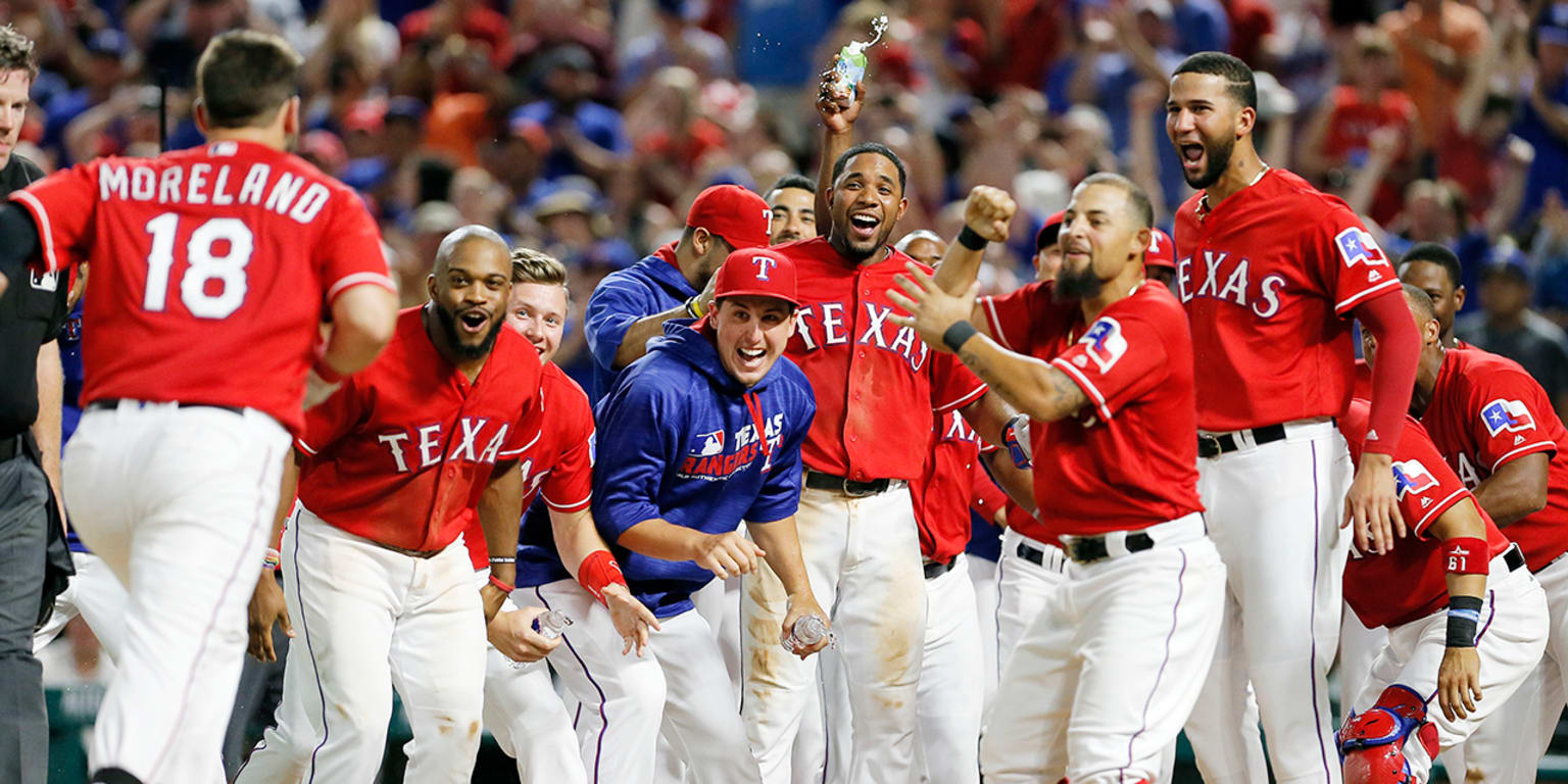 Rangers' Moreland hits walk-off HR to beat KC
