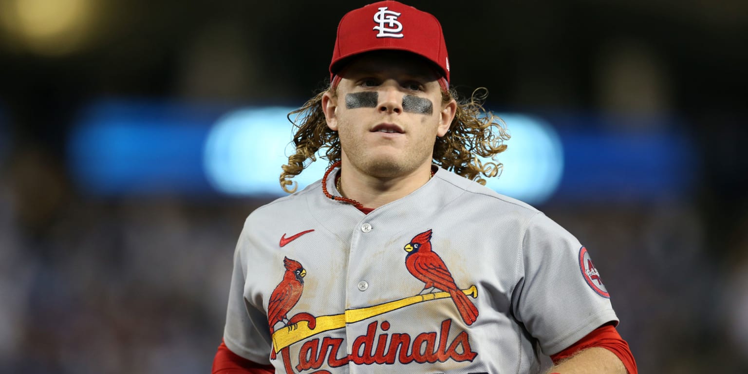 Bader firma por dos años con Cardenales