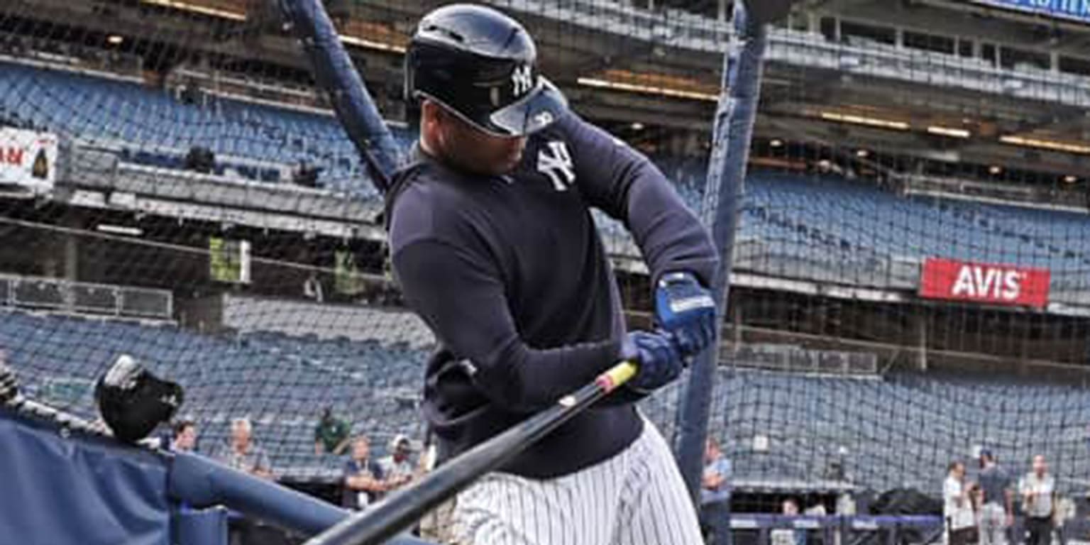 Edwin Encarnacion added to Yankees' roster