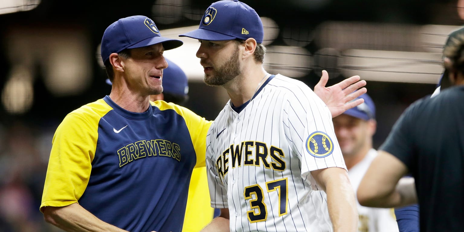 Adrian Houser impressing in 2021 season