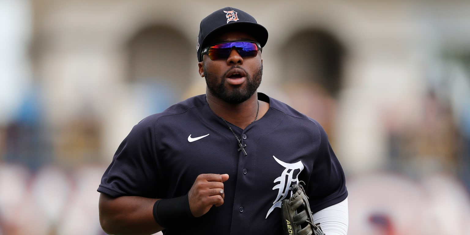 Christin Stewart impressing at Tigers Summer Camp