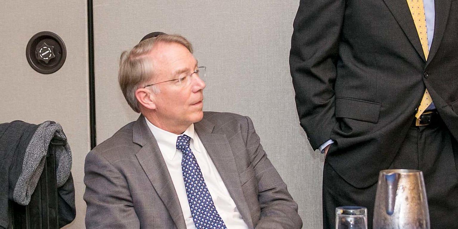 Phillies Andy MacPhail upbeat about future