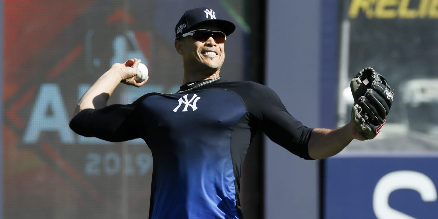 Giancarlo Stanton out of Yankees ALCS Game 4 lineup