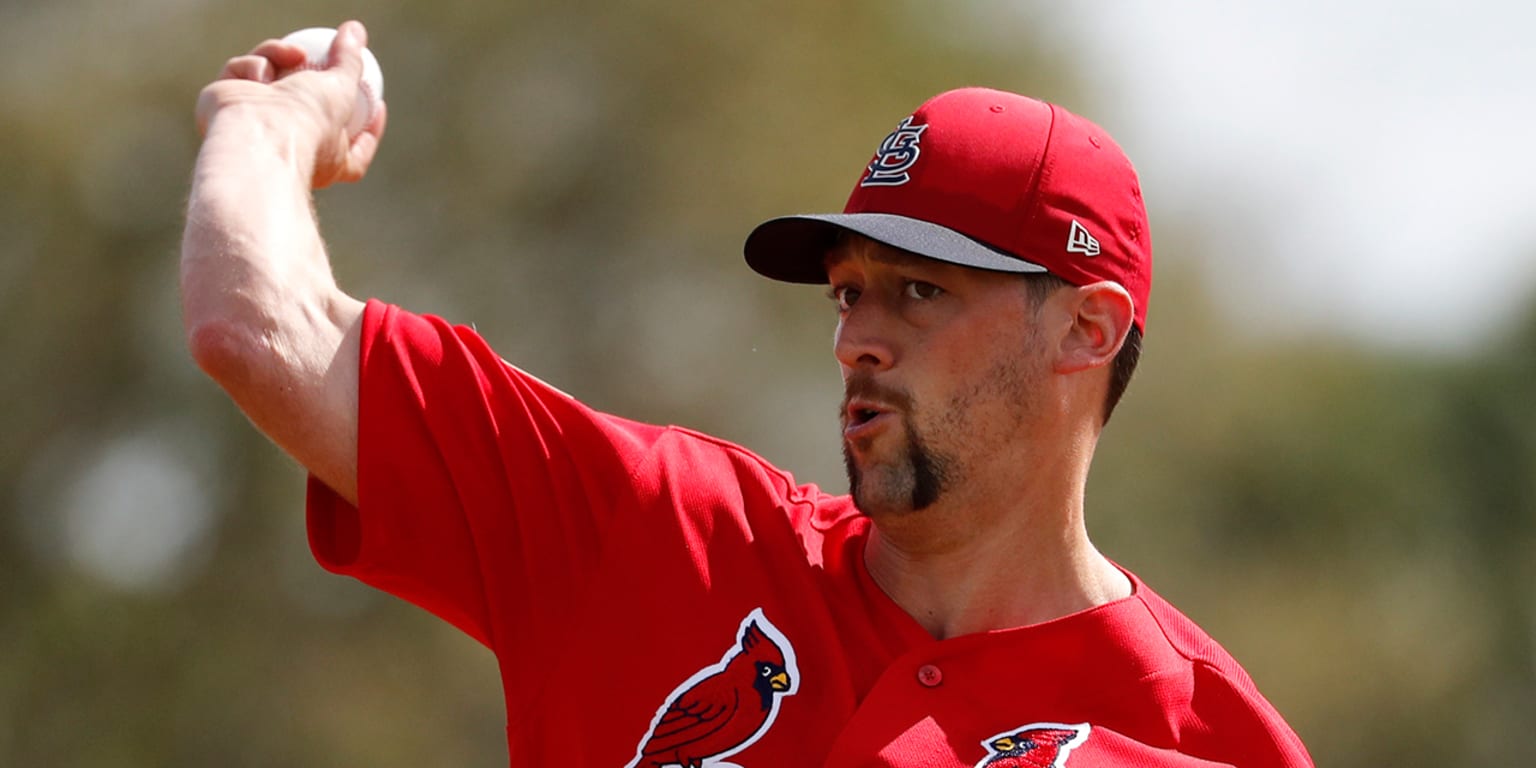 Cards' Luke Gregerson out with tight oblique