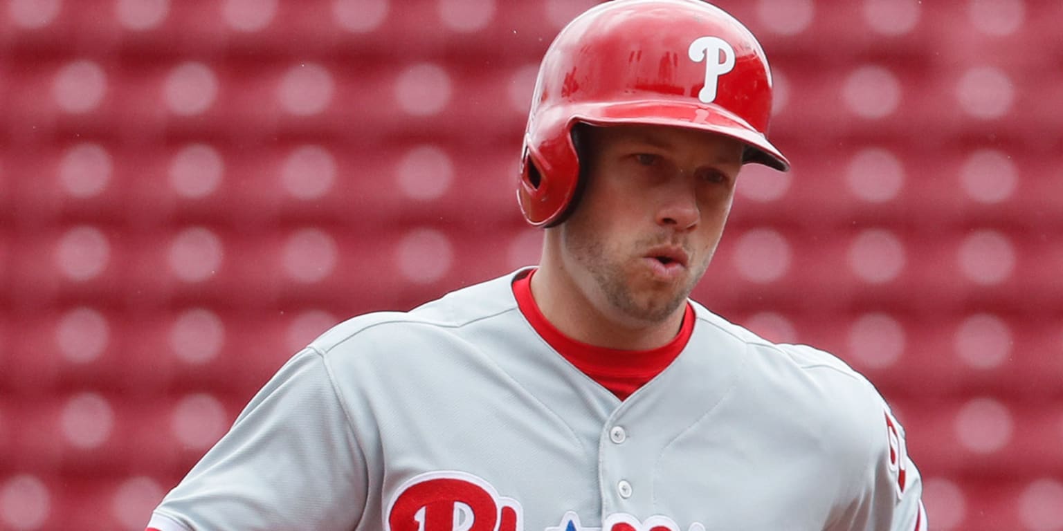 Phillies Daniel Nava placed on disabled list