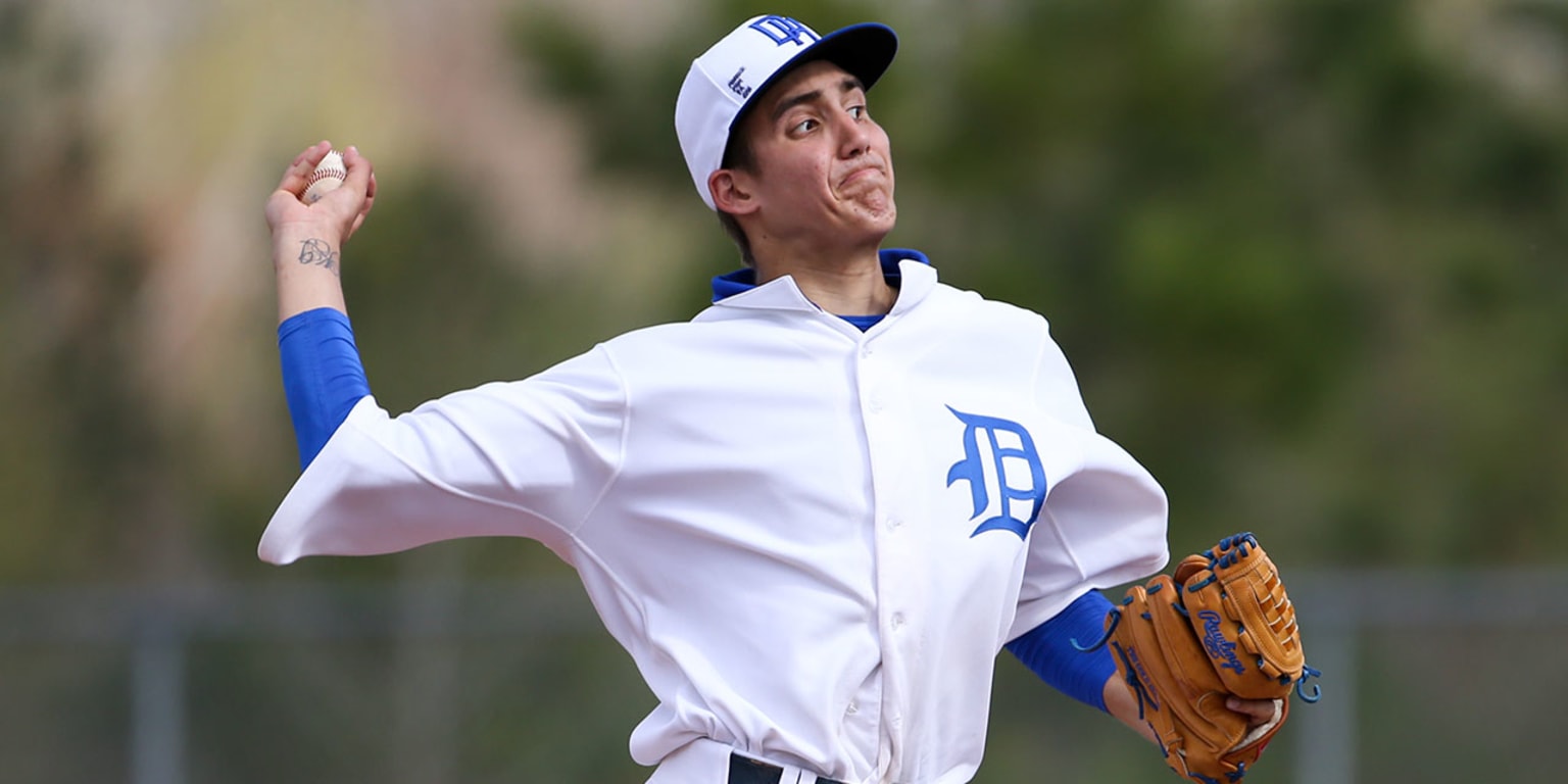2017 Draft prospect Hans Crouse shows no fear