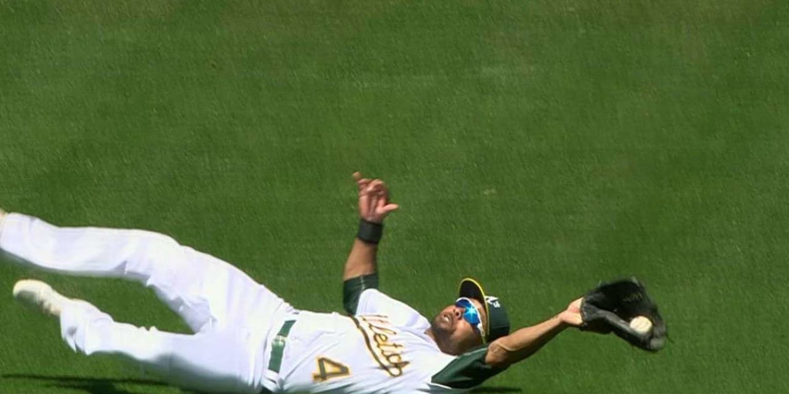 The sun tried to challenge Coco Crisp, but Coco prevailed with a ...