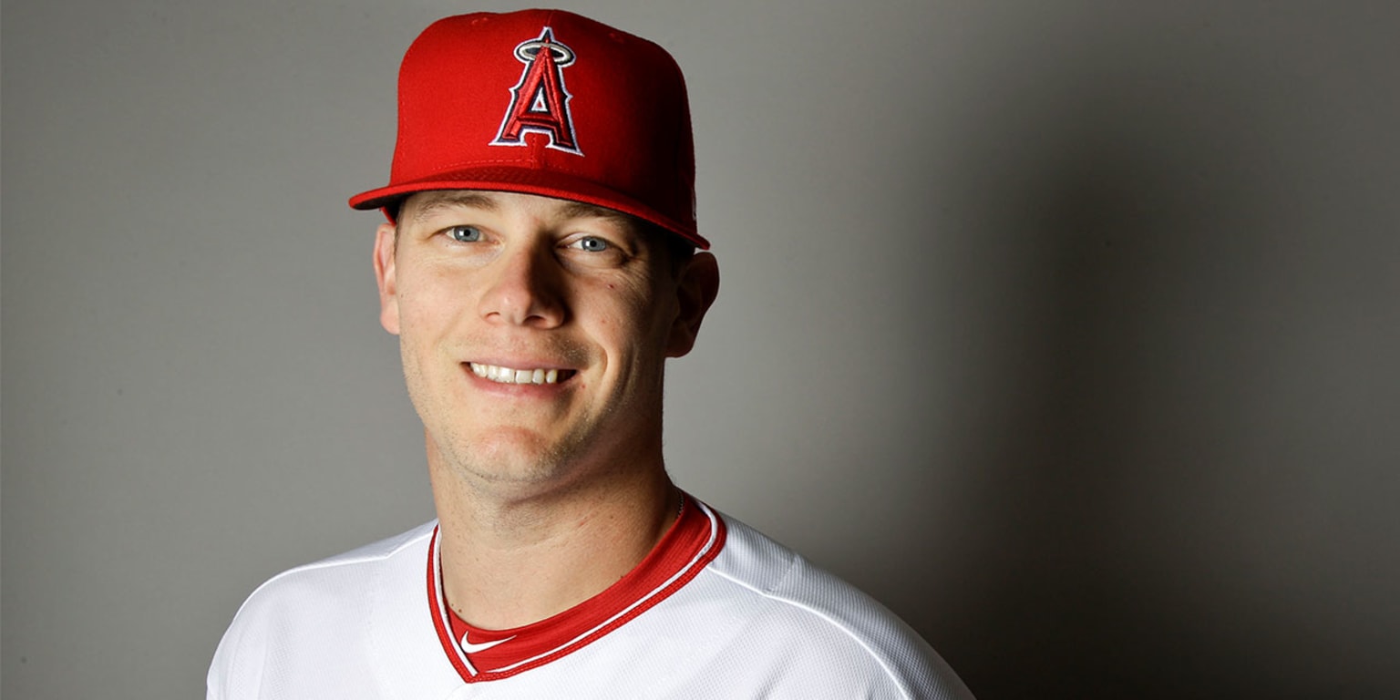 Andrew Bailey retires, joins Angels as coach