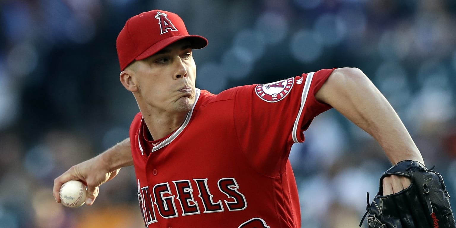 Alex Meyer uses knuckle curve to his advantage