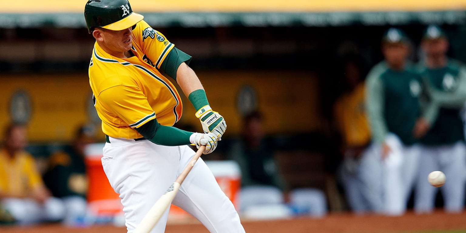 A's Ryon Healy shows off power with homers