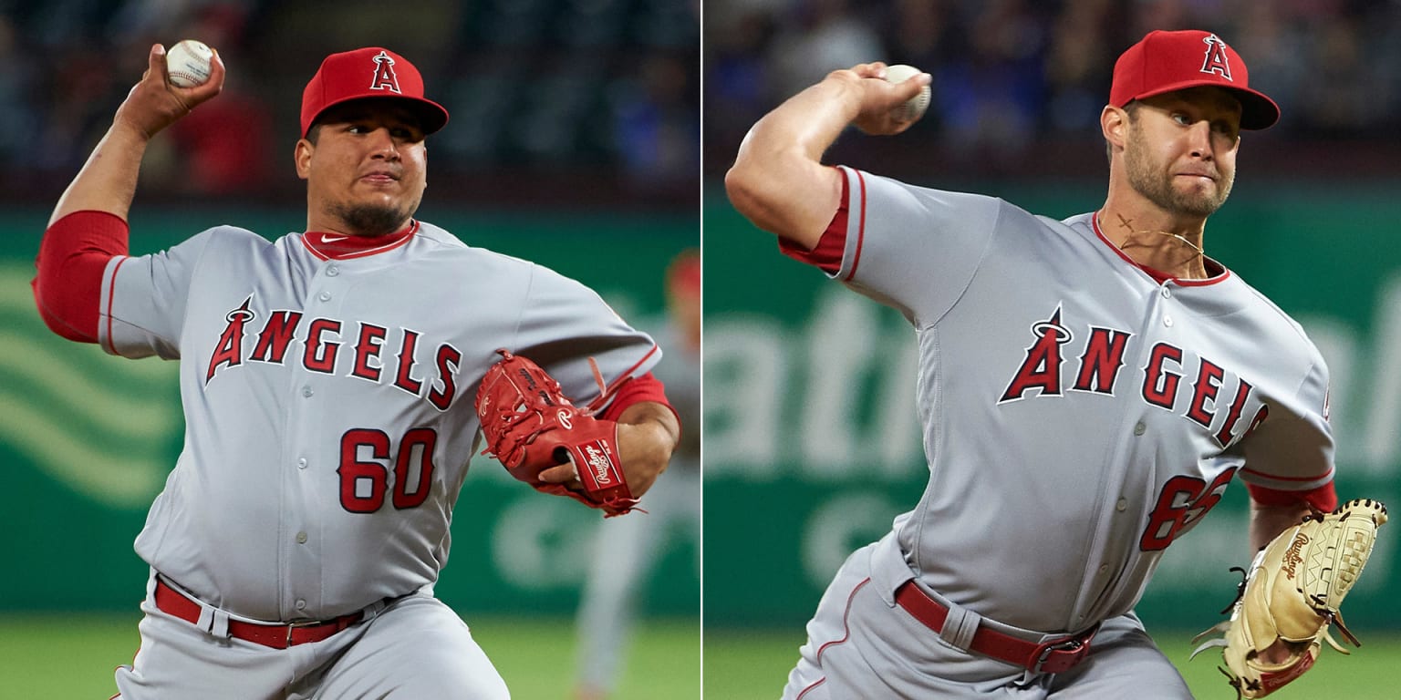 Angels call up right-hander Eduardo Paredes