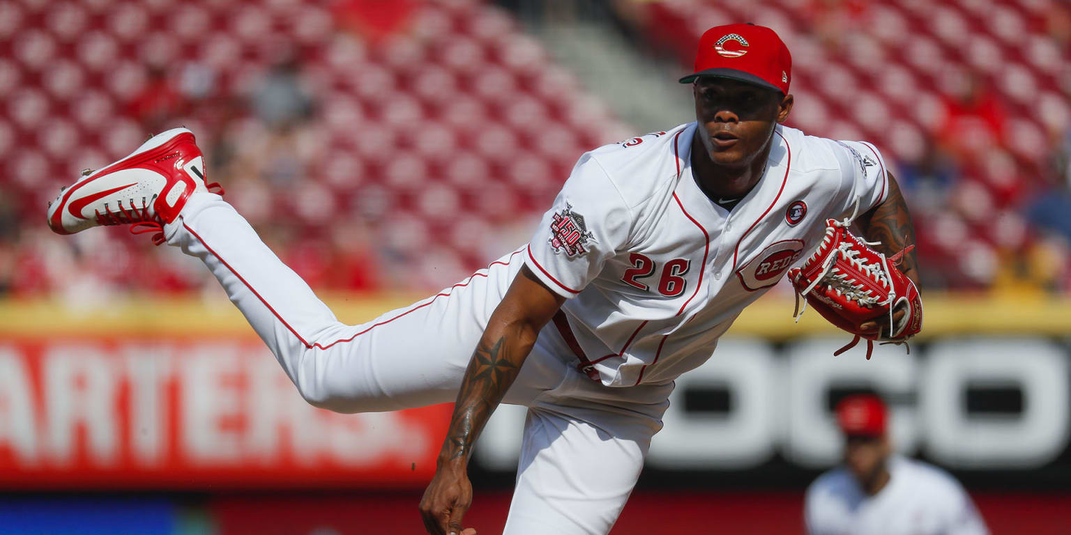 Raisel Iglesias, Amir Garrett Reds return