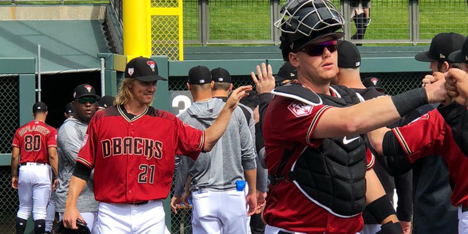 Carson Kelly catches Zack Greinke