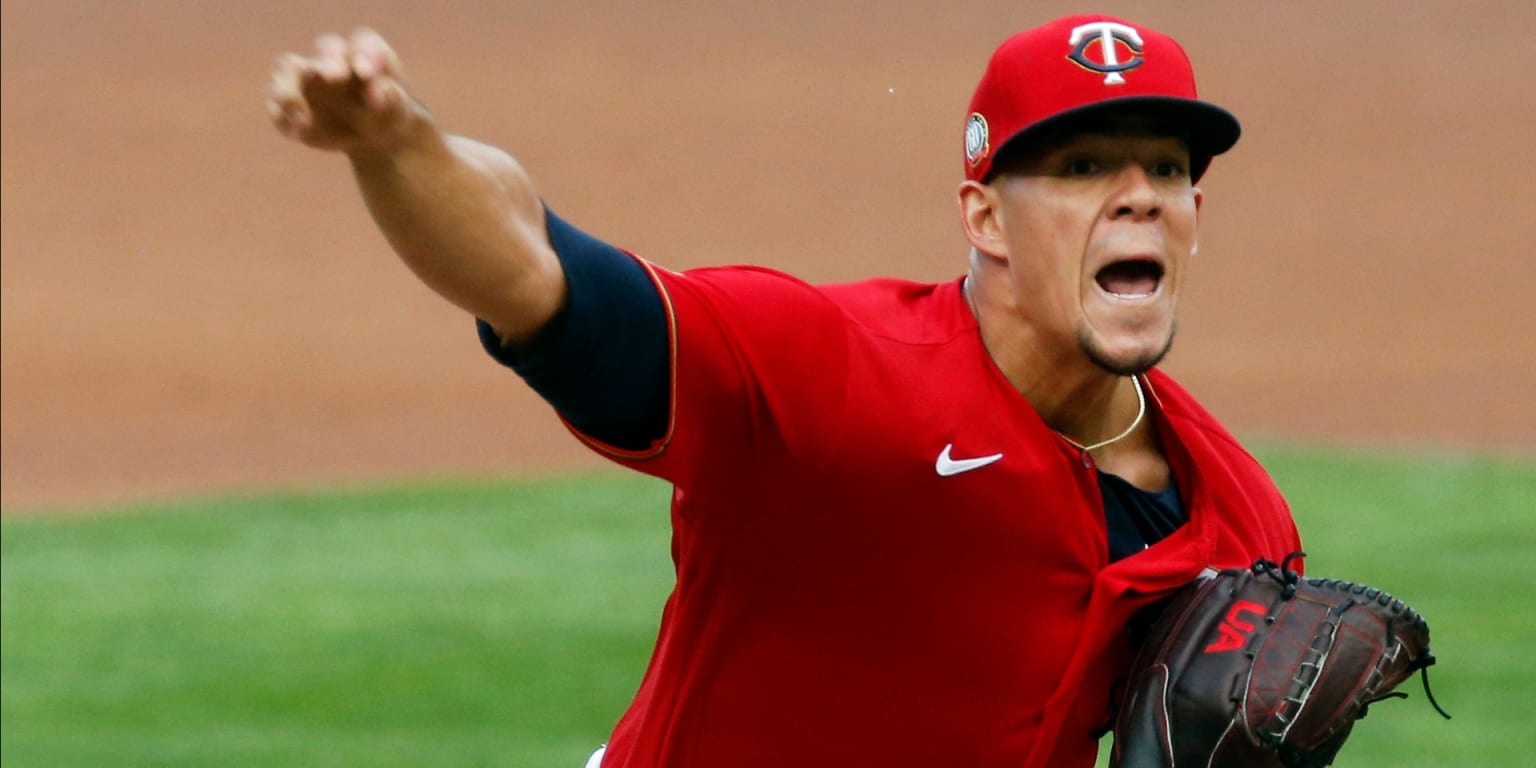 Berríos recupera su forma para guiar a Twins