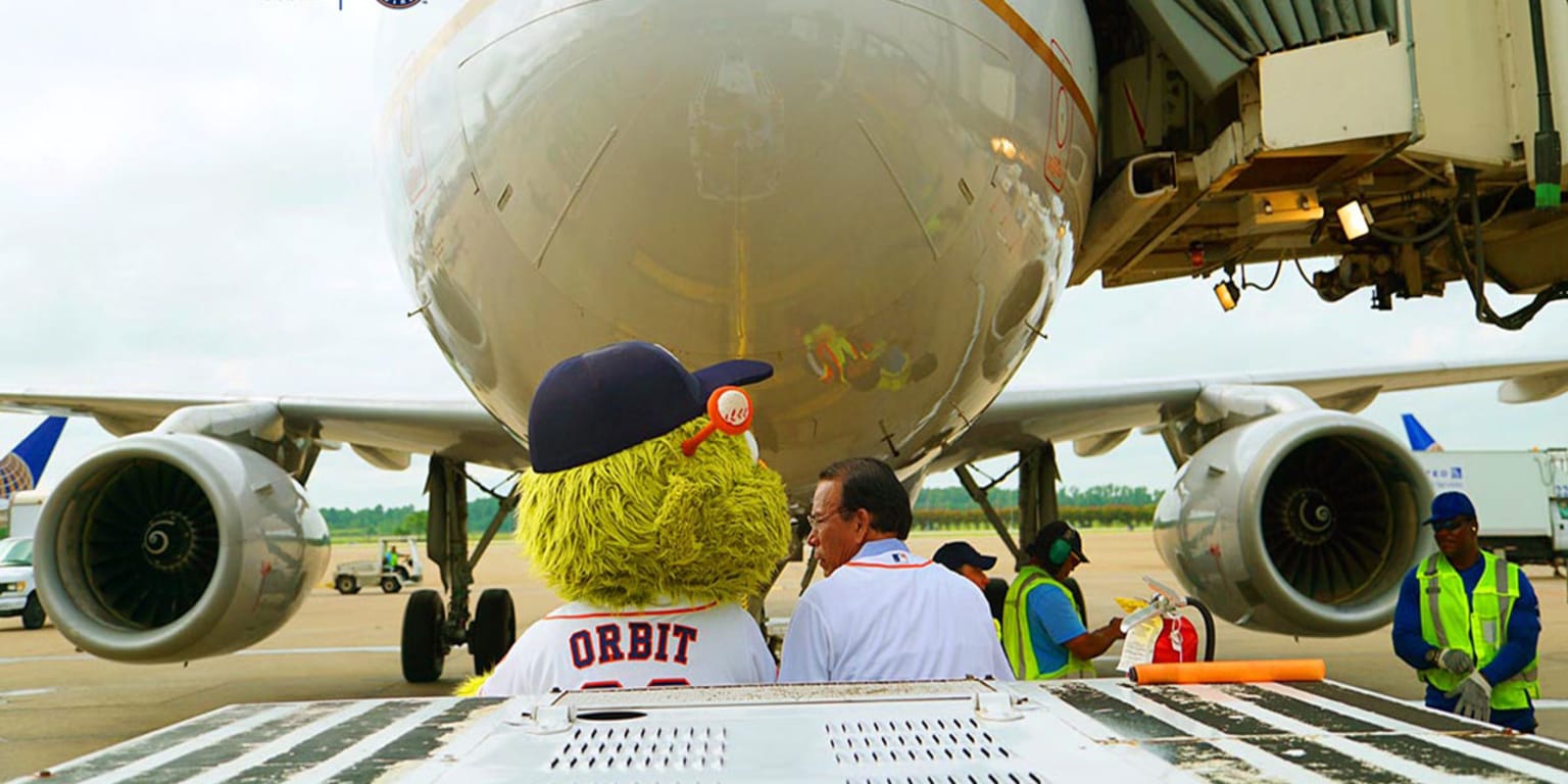 Astros gear gets upgrade with United Airlines