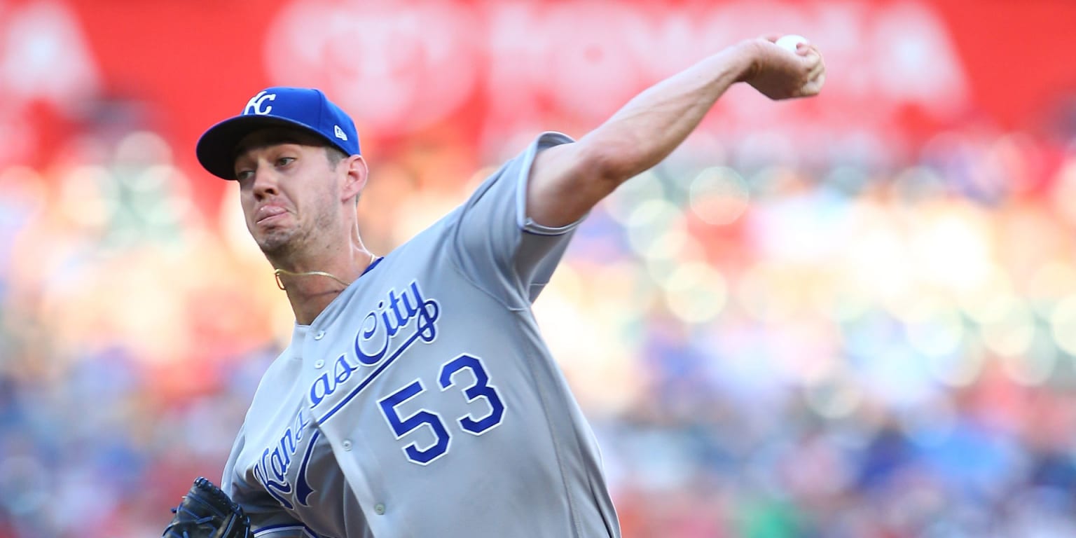 Eric Stout recalled, Eric Skoglund to DL