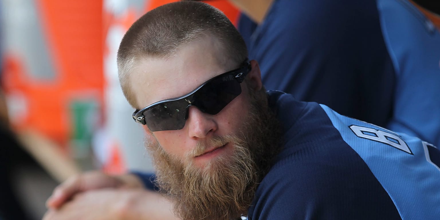 Rays Ryan Brett hopes to make team, keep beard