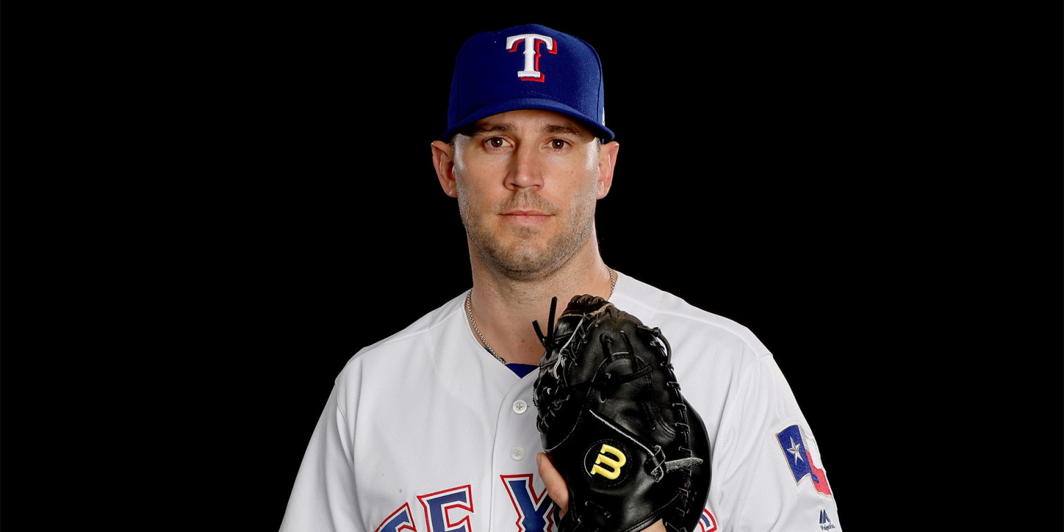 Rangers promote Brett Hayes, hire Seth Conner