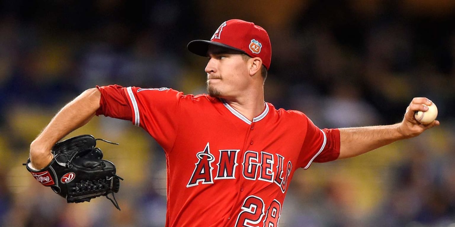 Angels top Dodgers in game 1 of Freeway Series