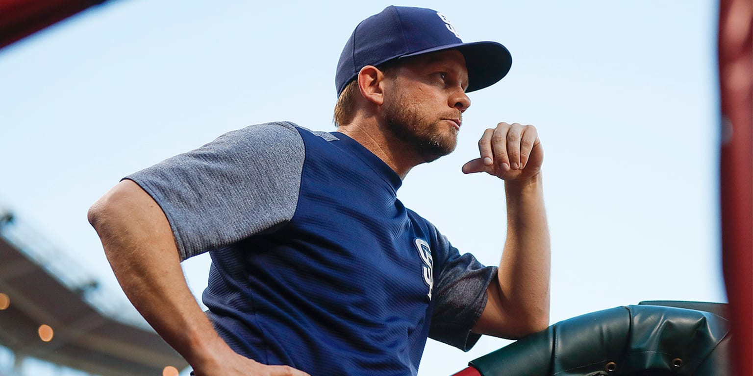 Padres manager Andy Green's contract extended