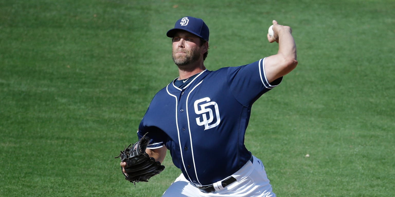 Padres' Matt Thornton placed on disabled list