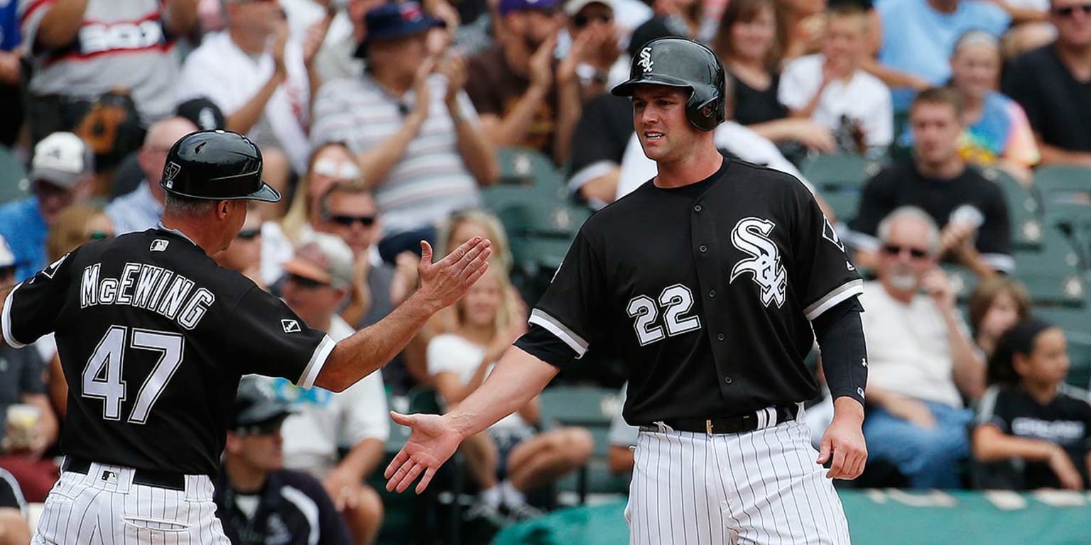 Matt Davidson fractures foot in return to MLB