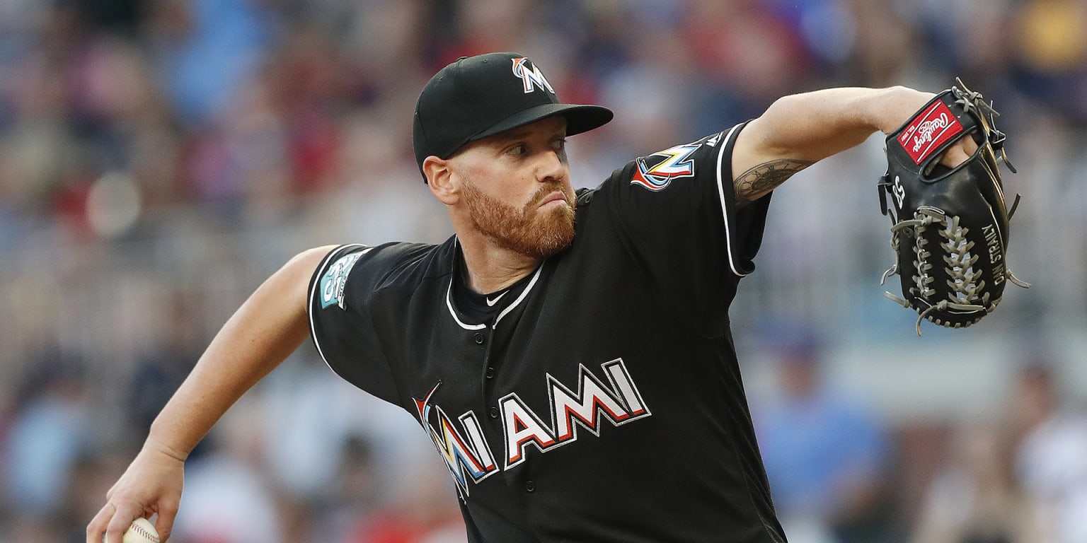 Dan Straily beats Braves in opener