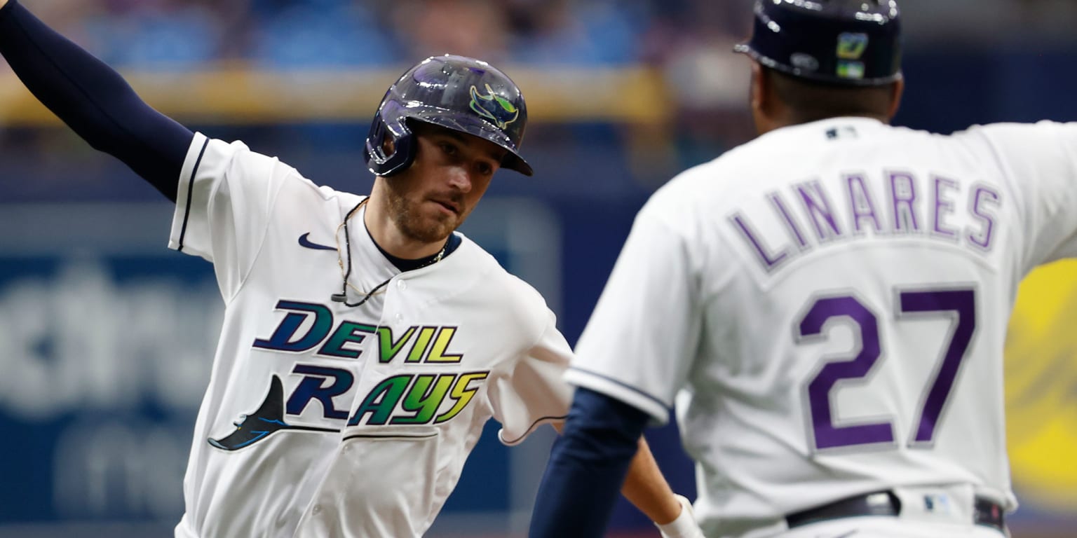 Con HR de Lowe y Yandy, Rays superan a Guardianes