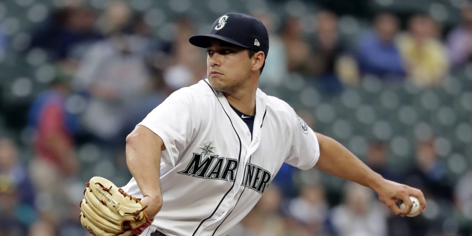 Mariners fall to Tigers in series opener