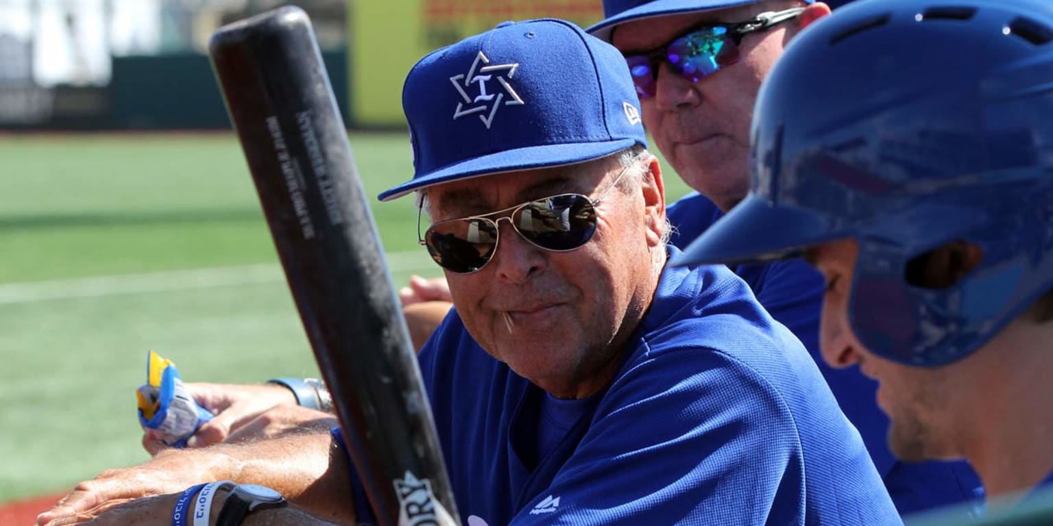 Rockies' Jerry Weinstein embraces social media