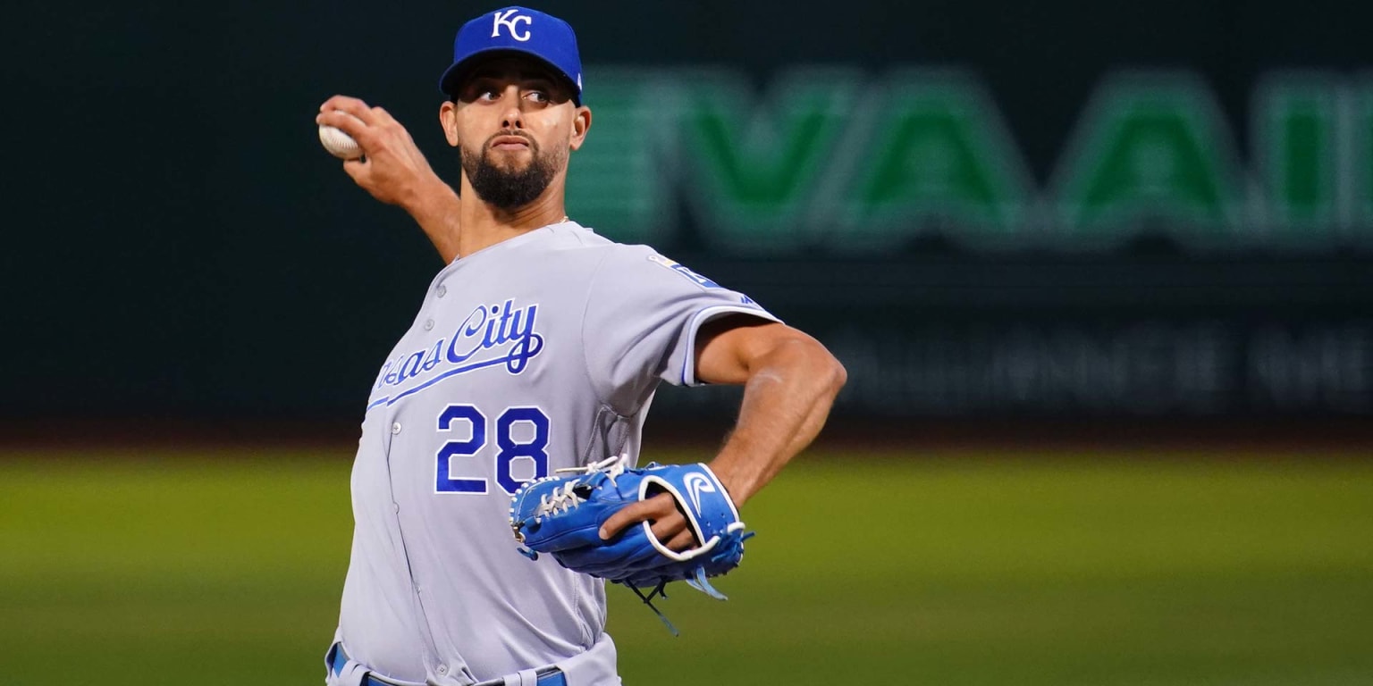 Jorge Lopez throws quality start vs. Athletics