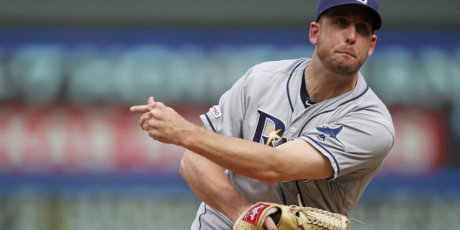 Dodgers activate Adam Kolarek