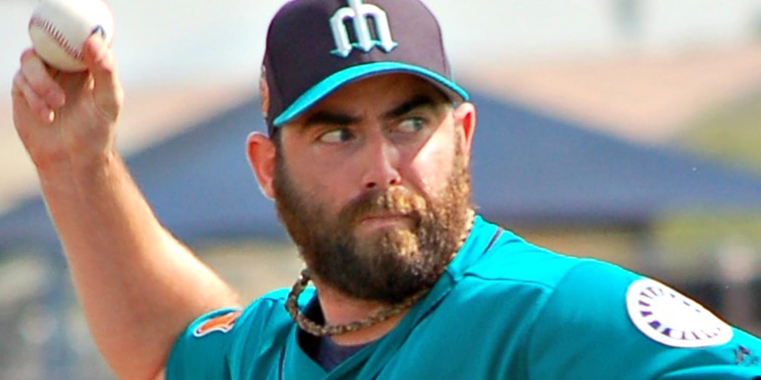 Mariners' Tony Zych returns to mound