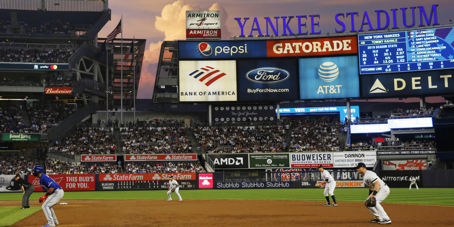 Yankees charity auction offers first pitch, batting practice