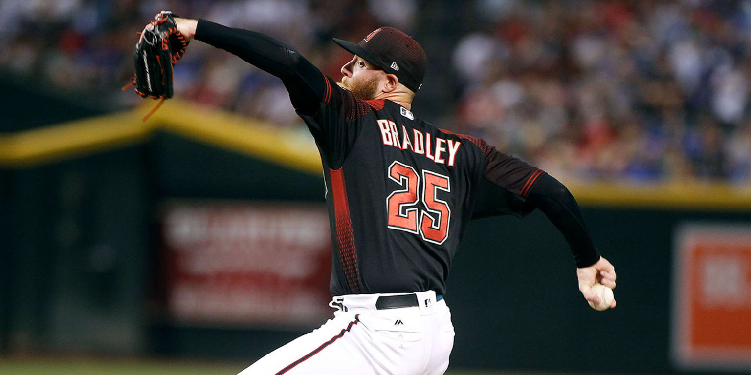 Arizona D-backs have open closer role