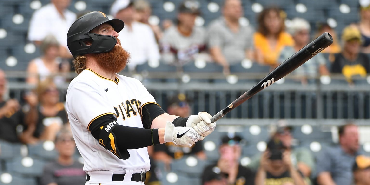 Colin Moran hits two home runs in Pirates' loss