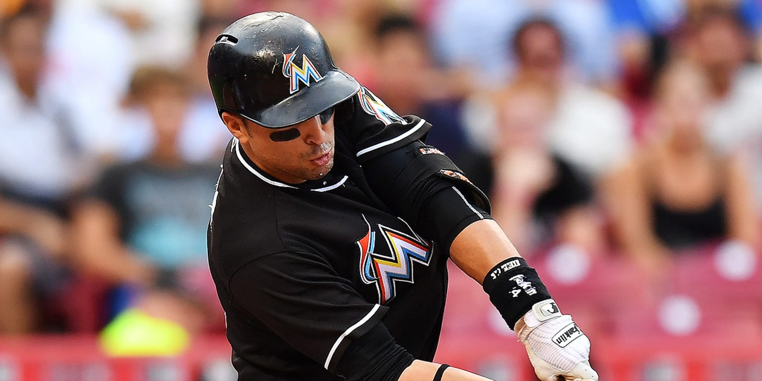 Marlins' Martin Prado makes big defensive play