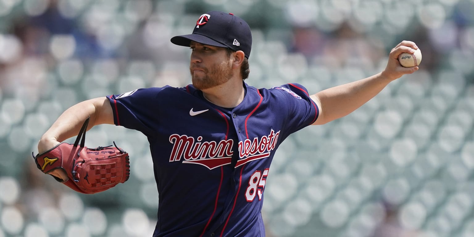 Charlie Barnes makes MLB debut, but Twins fall in Game 1