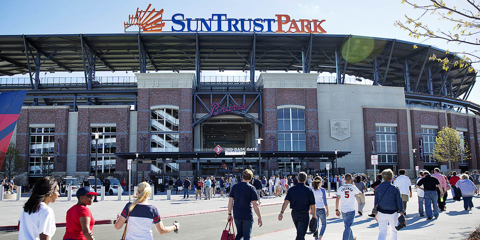 Braves finally home for SunTrust Park opener